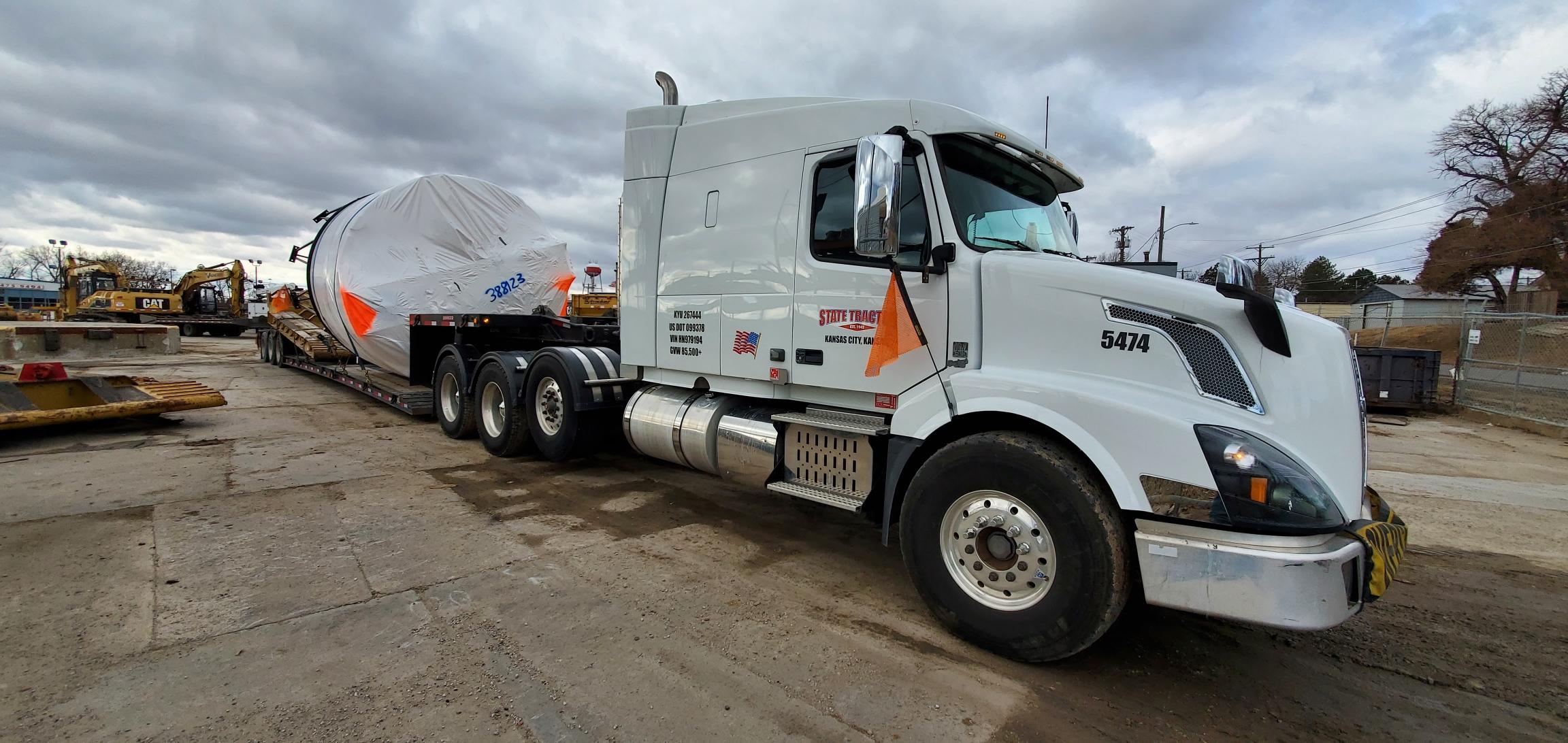 Gallery | State Tractor Trucking